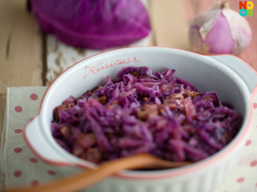 Braised Red Cabbage with Bacon Recipe | NoobCook.com