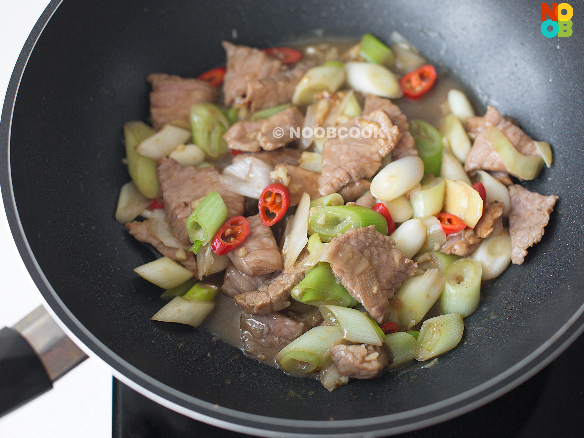 Stir-fry Pork with Negi (Japanese scallion) Recipe | NoobCook.com