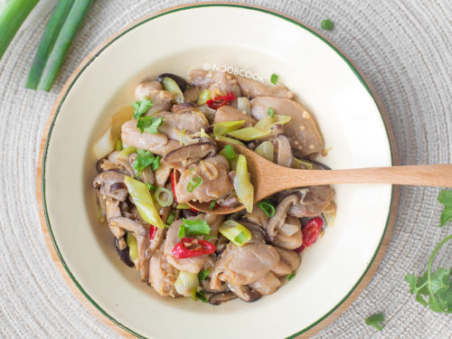 Stir-fry Chicken, Shiitake & Scallion Recipe | NoobCook.com